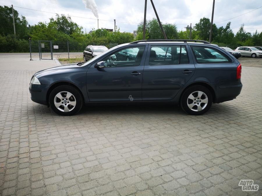Pelēks Skoda Octavia 2008 Radviliškis, ar dzinēja tilpumu 2.00 L un nobraukumu 269 tūkst. km par 2750 €, foto 3 vietnē AUTOMOTO.COM.LV