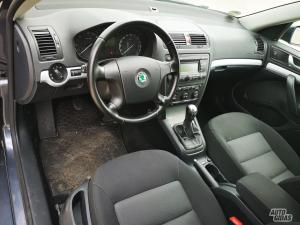 Pelēks Skoda Octavia 2008 Radviliškis, ar dzinēja tilpumu 2.00 L un nobraukumu 269 tūkst. km par 2750 €, foto 11 vietnē AUTOMOTO.COM.LV