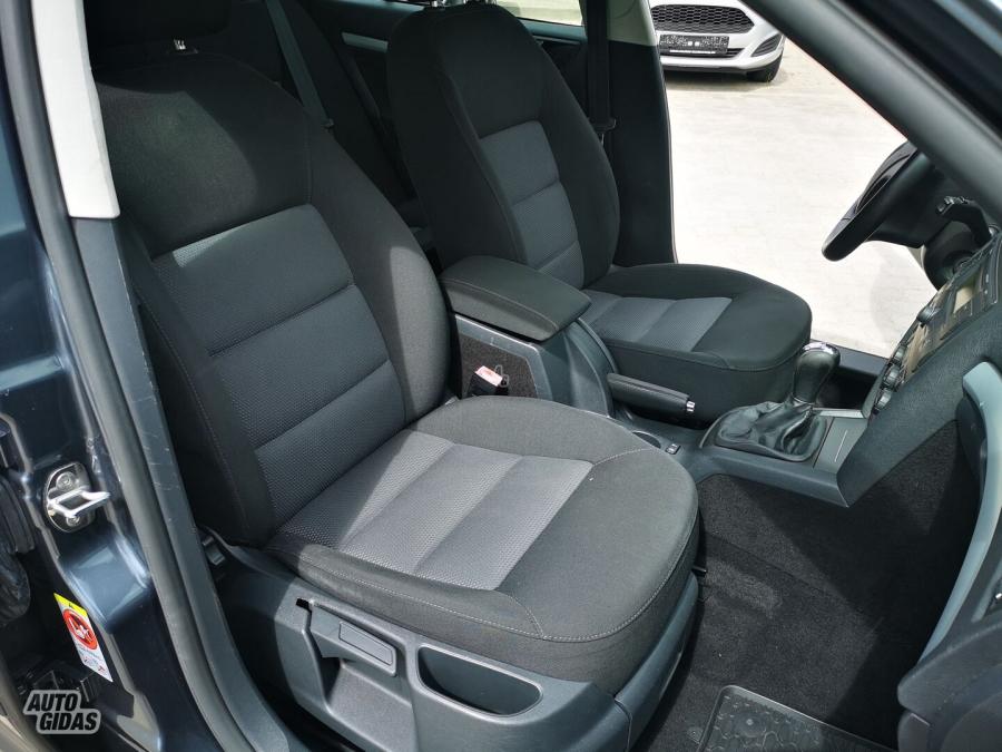 Pelēks Skoda Octavia 2008 Radviliškis, ar dzinēja tilpumu 2.00 L un nobraukumu 269 tūkst. km par 2750 €, foto 14 vietnē AUTOMOTO.COM.LV
