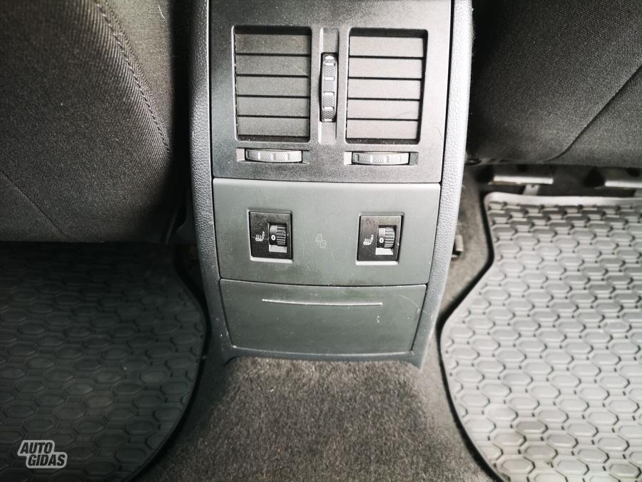 Pelēks Skoda Octavia 2008 Radviliškis, ar dzinēja tilpumu 2.00 L un nobraukumu 269 tūkst. km par 2750 €, foto 15 vietnē AUTOMOTO.COM.LV