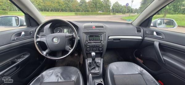 Pelēks Skoda Octavia 2008 Klaipėda, ar dzinēja tilpumu 2.00 L un nobraukumu 321 tūkst. km par 1200 €, foto 6 vietnē AUTOMOTO.COM.LV