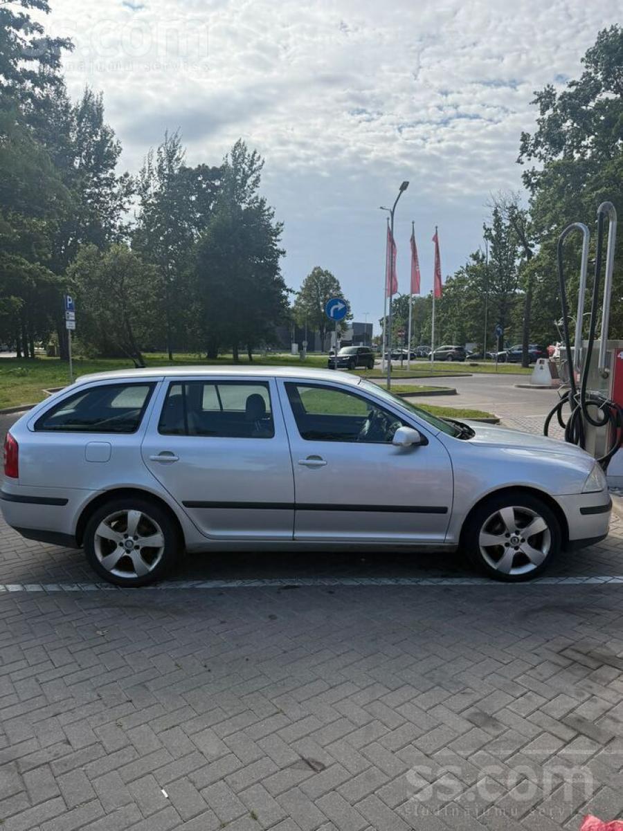 Серый Шкода Октавия 2008 в Рига, объемом двигателя 2.00 л и пробегом 395 тыс. км за 1800 €, фото 3 на AUTOMOTO.COM.LV