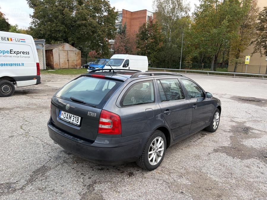 Pelēks Skoda Octavia 2008 Kauņa, ar dzinēja tilpumu 2.00 L un nobraukumu 277 tūkst. km par 1999 €, foto 4 vietnē AUTOMOTO.COM.LV