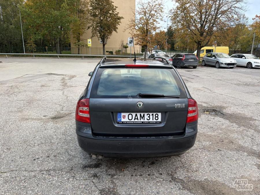 Pelēks Skoda Octavia 2008 Kauņa, ar dzinēja tilpumu 2.00 L un nobraukumu 277 tūkst. km par 1999 €, foto 5 vietnē AUTOMOTO.COM.LV