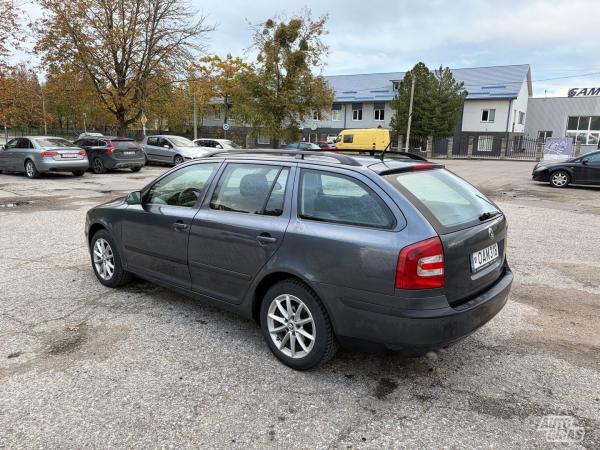 Pelēks Skoda Octavia 2008 Kauņa, ar dzinēja tilpumu 2.00 L un nobraukumu 277 tūkst. km par 1999 €, foto 6 vietnē AUTOMOTO.COM.LV