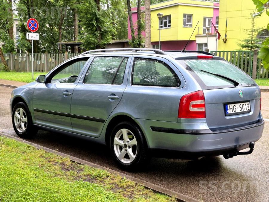 Grey Skoda Octavia 2009 in Riga, with an engine capacity of 1.60 L and mileage of 0 thousand km for 1650 €, photo 6 on AUTOMOTO.COM.LV