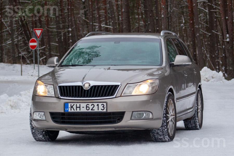 Pelēks Skoda Octavia 2009 Rīga, ar dzinēja tilpumu 2.00 L un nobraukumu 347 tūkst. km par 2000 €, foto 1 vietnē AUTOMOTO.COM.LV