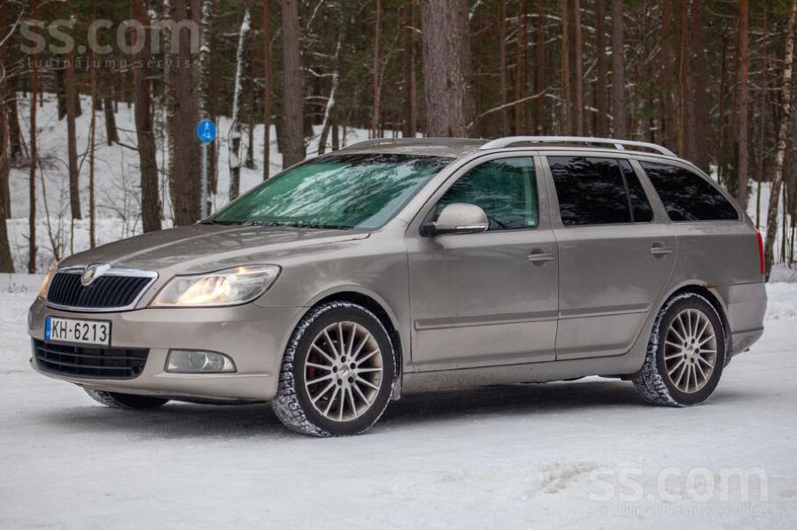 Pelēks Skoda Octavia 2009 Rīga, ar dzinēja tilpumu 2.00 L un nobraukumu 347 tūkst. km par 2000 €, foto 2 vietnē AUTOMOTO.COM.LV