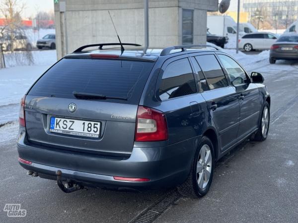 Pelēks Skoda Octavia 2009 Viļņa, ar dzinēja tilpumu 1.90 L un nobraukumu 320 tūkst. km par 2250 €, foto 3 vietnē AUTOMOTO.COM.LV