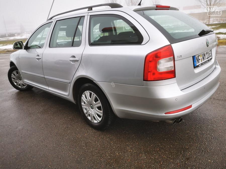 Pelēks Skoda Octavia 2009 Klaipėda, ar dzinēja tilpumu 1.90 L un nobraukumu 217 tūkst. km par 3690 €, foto 4 vietnē AUTOMOTO.COM.LV