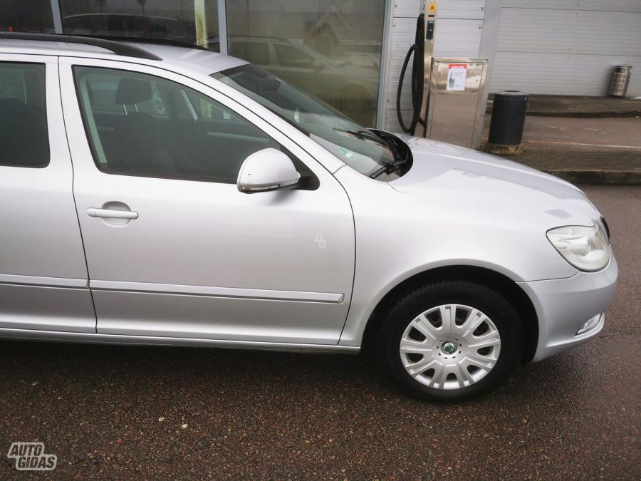 Pelēks Skoda Octavia 2009 Klaipėda, ar dzinēja tilpumu 1.90 L un nobraukumu 217 tūkst. km par 3690 €, foto 10 vietnē AUTOMOTO.COM.LV