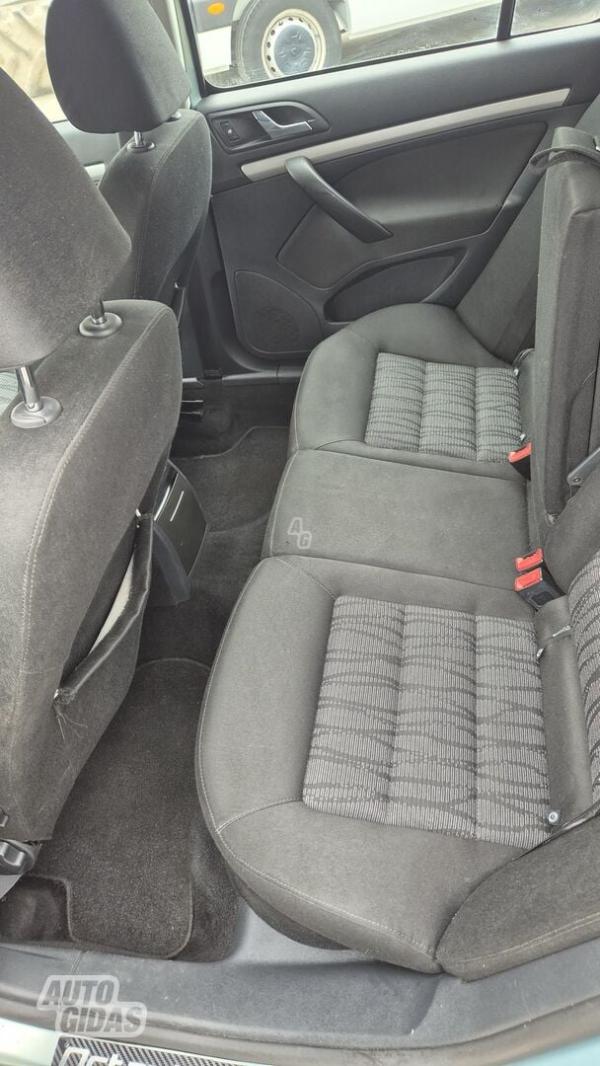 Pelēks Skoda Octavia 2009 Pakruojis, ar dzinēja tilpumu 1.60 L un nobraukumu 320 tūkst. km par 2950 €, foto 9 vietnē AUTOMOTO.COM.LV