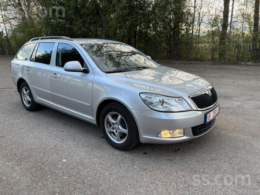 Grey Skoda Octavia 2009 in Ogre, with an engine capacity of 1.40 L and mileage of 229 thousand km for 4200 €, photo 4 on AUTOMOTO.COM.LV