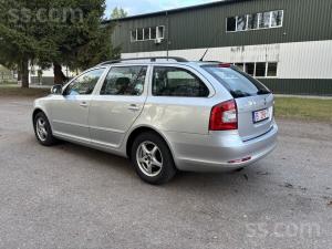 Grey Skoda Octavia 2009 in Ogre, with an engine capacity of 1.40 L and mileage of 229 thousand km for 4200 €, photo 7 on AUTOMOTO.COM.LV