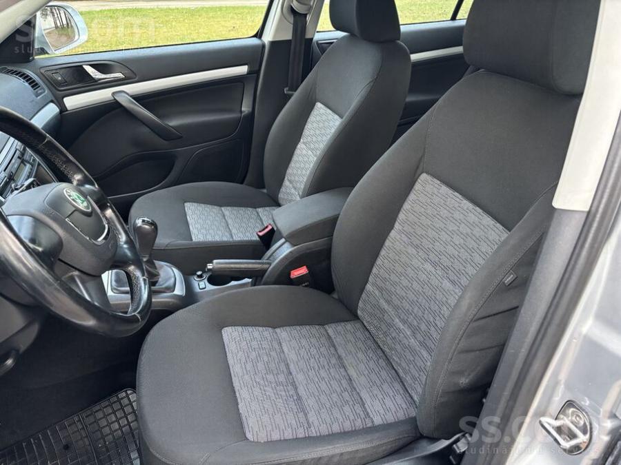 Grey Skoda Octavia 2009 in Ogre, with an engine capacity of 1.40 L and mileage of 229 thousand km for 4200 €, photo 10 on AUTOMOTO.COM.LV