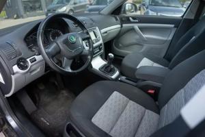 Grey Skoda Octavia 2009 in Liepaja, with an engine capacity of 1.80 L and mileage of 231 thousand km for 5700 €, photo 8 on AUTOMOTO.COM.LV