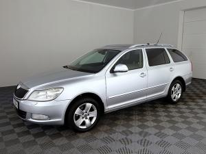 Pelēks Skoda Octavia 2009 Tallina, ar dzinēja tilpumu 2.00 L un nobraukumu 335 tūkst. km par 1799 €, foto 3 vietnē AUTOMOTO.COM.LV