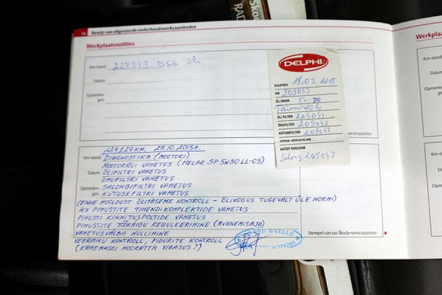 Pelēks Skoda Octavia 2009 Tallina, ar dzinēja tilpumu 2.00 L un nobraukumu 335 tūkst. km par 1799 €, foto 9 vietnē AUTOMOTO.COM.LV