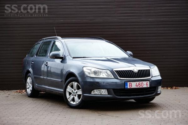 Pelēks Skoda Octavia 2009 Rīga, ar dzinēja tilpumu 1.60 L un nobraukumu 286 tūkst. km par 3890 €, foto 2 vietnē AUTOMOTO.COM.LV