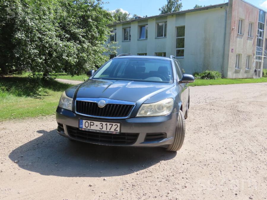 Pelēks Skoda Octavia 2009 Rīga, ar dzinēja tilpumu 1.60 L un nobraukumu 429 tūkst. km par 2650 €, foto 1 vietnē AUTOMOTO.COM.LV