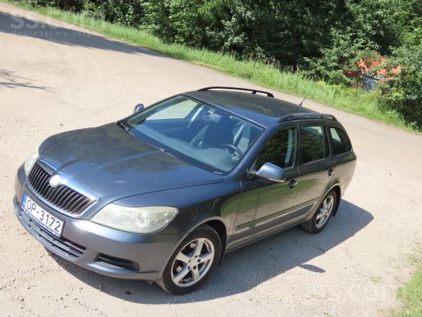 Pelēks Skoda Octavia 2009 Rīga, ar dzinēja tilpumu 1.60 L un nobraukumu 429 tūkst. km par 2650 €, foto 5 vietnē AUTOMOTO.COM.LV