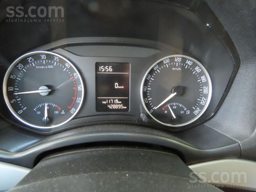 Pelēks Skoda Octavia 2009 Rīga, ar dzinēja tilpumu 1.60 L un nobraukumu 429 tūkst. km par 2650 €, foto 8 vietnē AUTOMOTO.COM.LV