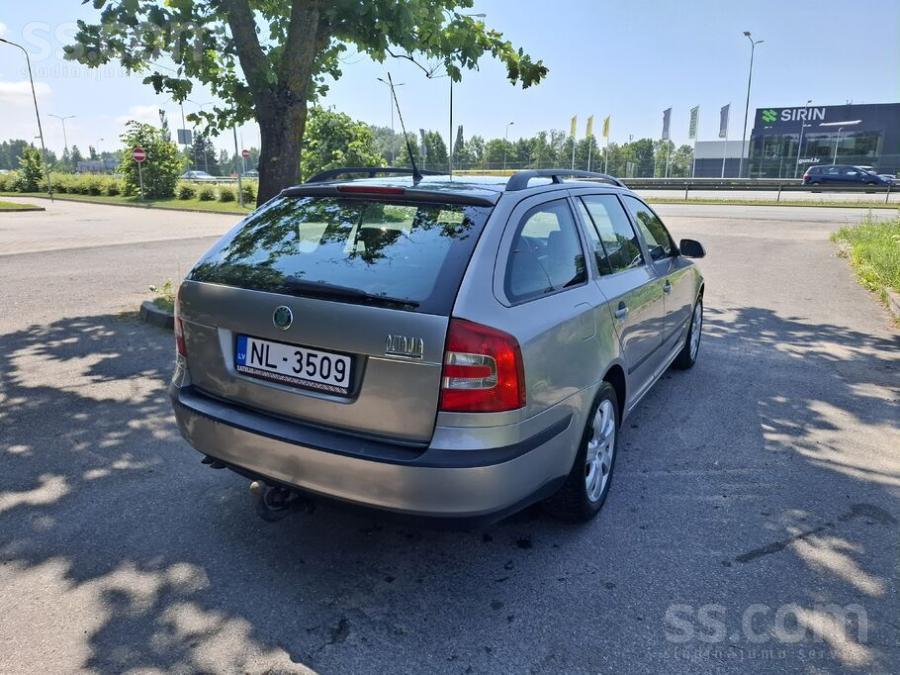 Серый Шкода Октавия 2009 в Рига, объемом двигателя 2.00 л и пробегом 275 тыс. км за 2100 €, фото 5 на AUTOMOTO.COM.LV