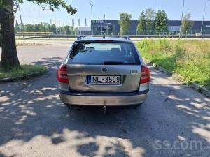 Серый Шкода Октавия 2009 в Рига, объемом двигателя 2.00 л и пробегом 275 тыс. км за 2100 €, фото 6 на AUTOMOTO.COM.LV