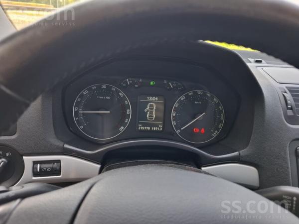 Pelēks Skoda Octavia 2009 Rīga, ar dzinēja tilpumu 2.00 L un nobraukumu 275 tūkst. km par 2100 €, foto 6 vietnē AUTOMOTO.COM.LV