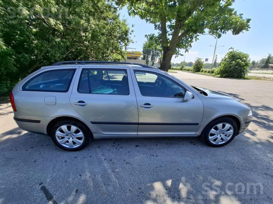 Pelēks Skoda Octavia 2009 Rīga, ar dzinēja tilpumu 2.00 L un nobraukumu 275 tūkst. km par 2100 €, foto 9 vietnē AUTOMOTO.COM.LV