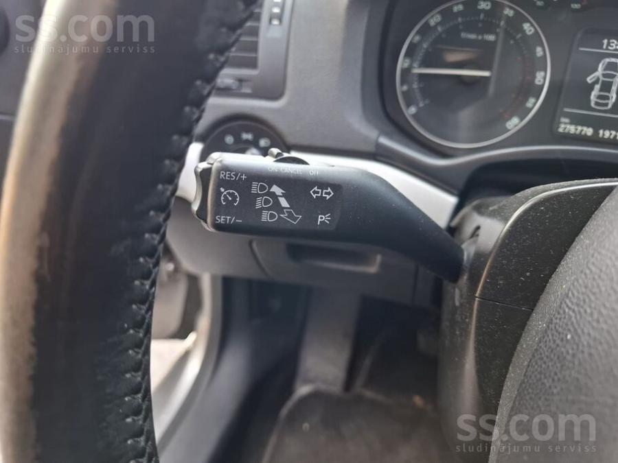 Pelēks Skoda Octavia 2009 Rīga, ar dzinēja tilpumu 2.00 L un nobraukumu 275 tūkst. km par 2100 €, foto 14 vietnē AUTOMOTO.COM.LV
