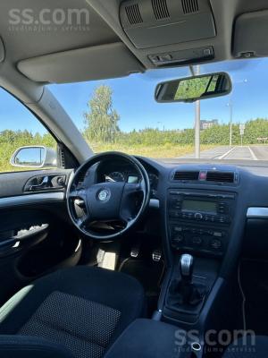 Pelēks Skoda Octavia 2009 Rīga, ar dzinēja tilpumu 2.00 L un nobraukumu 292 tūkst. km par 2800 €, foto 8 vietnē AUTOMOTO.COM.LV