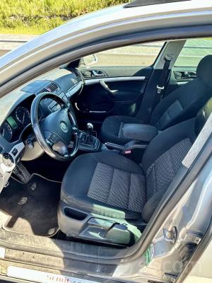 Pelēks Skoda Octavia 2009 Rīga, ar dzinēja tilpumu 2.00 L un nobraukumu 292 tūkst. km par 2800 €, foto 10 vietnē AUTOMOTO.COM.LV