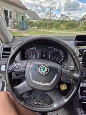 Grey Skoda Octavia 2009 in Rokiskis, with an engine capacity of 1.90 L and mileage of 342 thousand km for 1750 €, photo 9 on AUTOMOTO.COM.LV