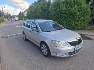 Grey Skoda Octavia 2009 in Klaipeda, with an engine capacity of 1.90 L and mileage of 300 thousand km for 1850 €, photo 4 on AUTOMOTO.COM.LV
