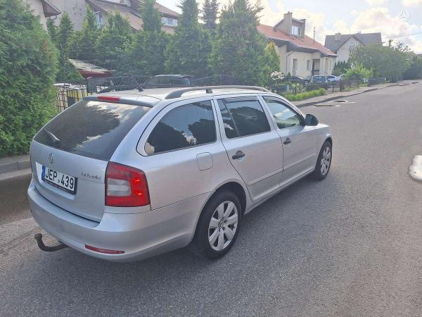 Pelēks Skoda Octavia 2009 Klaipėda, ar dzinēja tilpumu 1.90 L un nobraukumu 300 tūkst. km par 1850 €, foto 4 vietnē AUTOMOTO.COM.LV