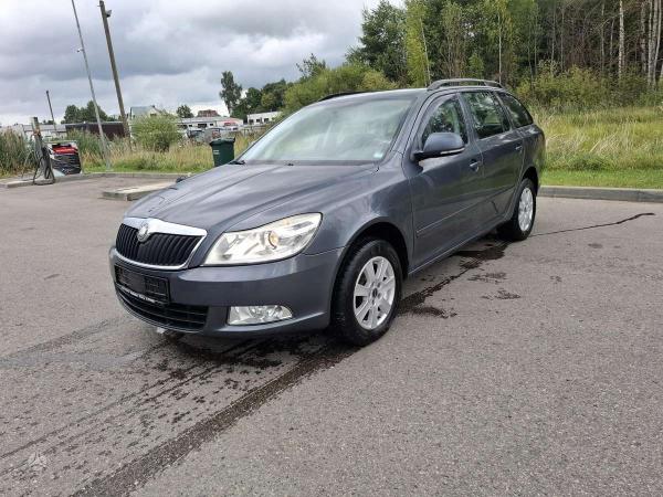 Pelēks Skoda Octavia 2009 Utena, ar dzinēja tilpumu 1.90 L un nobraukumu 245 tūkst. km par 3850 €, foto 4 vietnē AUTOMOTO.COM.LV