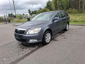 Grey Skoda Octavia 2009 in Utena, with an engine capacity of 1.90 L and mileage of 245 thousand km for 3850 €, photo 5 on AUTOMOTO.COM.LV
