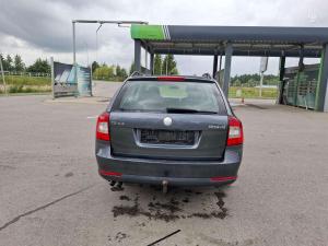 Grey Skoda Octavia 2009 in Utena, with an engine capacity of 1.90 L and mileage of 245 thousand km for 3850 €, photo 6 on AUTOMOTO.COM.LV