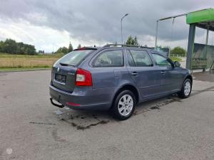 Grey Skoda Octavia 2009 in Utena, with an engine capacity of 1.90 L and mileage of 245 thousand km for 3850 €, photo 7 on AUTOMOTO.COM.LV