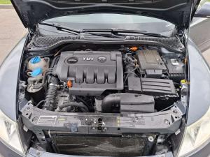 Grey Skoda Octavia 2009 in Utena, with an engine capacity of 1.90 L and mileage of 245 thousand km for 3850 €, photo 18 on AUTOMOTO.COM.LV