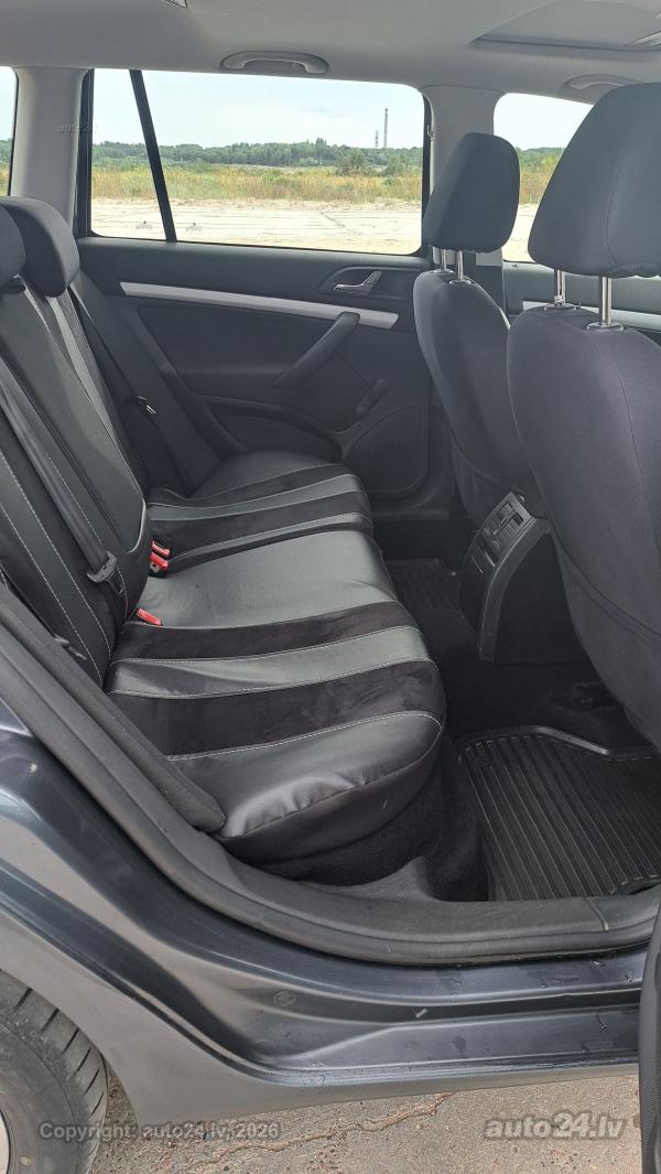 Pelēks Skoda Octavia 2009 Tallina, ar dzinēja tilpumu 1.90 L un nobraukumu 387 tūkst. km par 2500 €, foto 7 vietnē AUTOMOTO.COM.LV