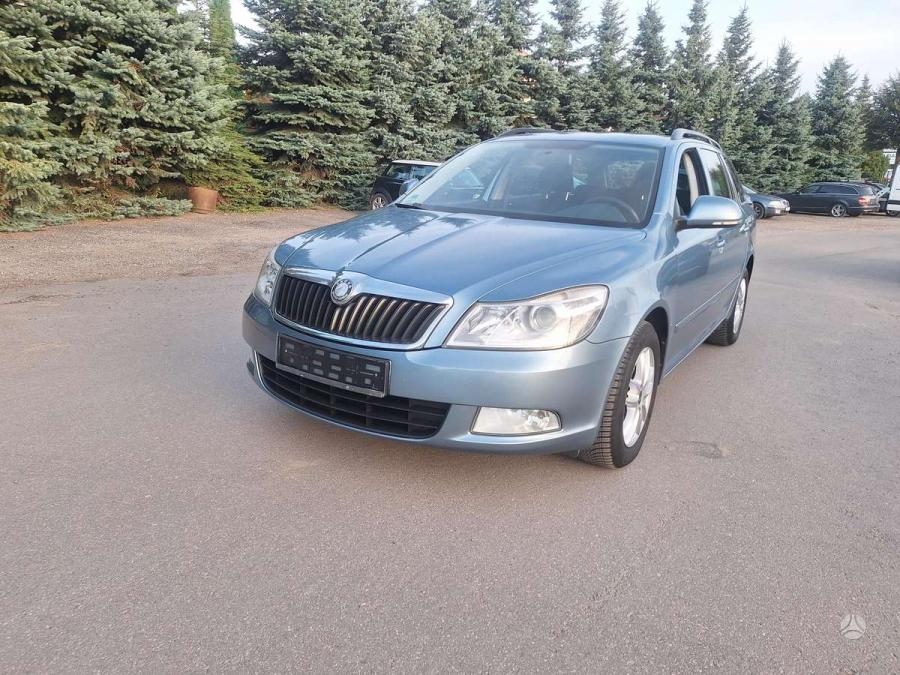 Pelēks Skoda Octavia 2009 Utena, ar dzinēja tilpumu 1.90 L un nobraukumu 245 tūkst. km par 3550 €, foto 1 vietnē AUTOMOTO.COM.LV