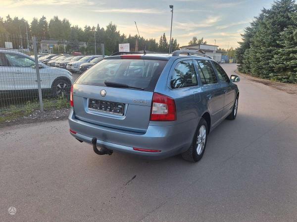 Grey Skoda Octavia 2009 in Utena, with an engine capacity of 1.90 L and mileage of 245 thousand km for 3550 €, photo 5 on AUTOMOTO.COM.LV
