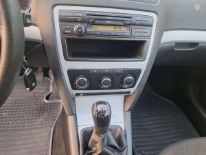 Pelēks Skoda Octavia 2009 Utena, ar dzinēja tilpumu 1.90 L un nobraukumu 245 tūkst. km par 3550 €, foto 9 vietnē AUTOMOTO.COM.LV