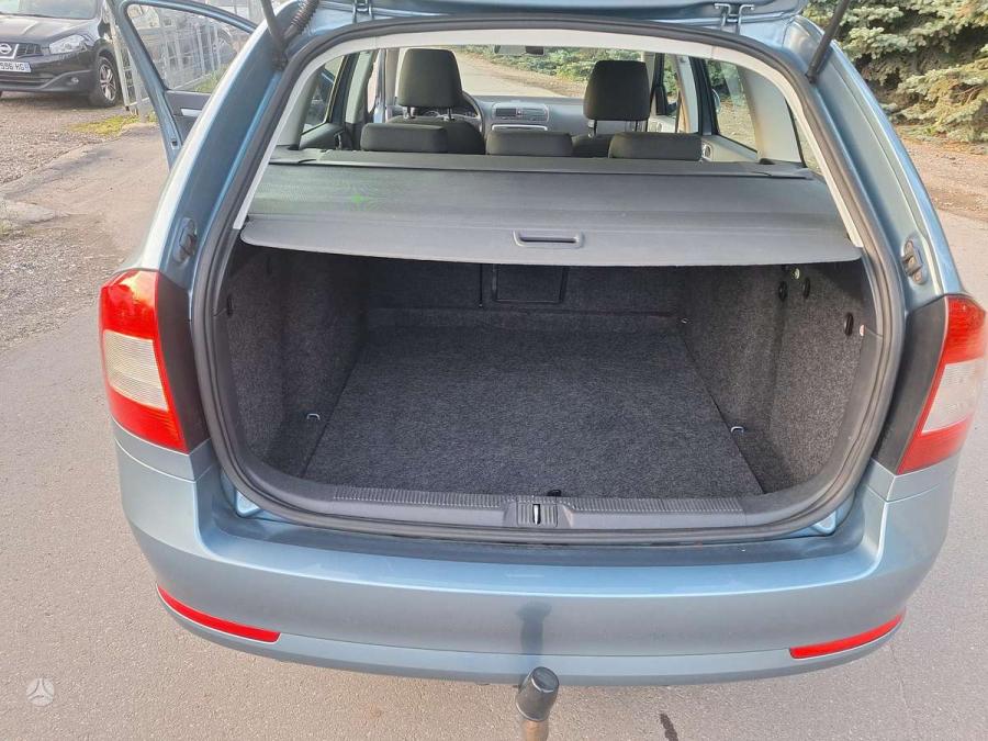 Pelēks Skoda Octavia 2009 Utena, ar dzinēja tilpumu 1.90 L un nobraukumu 245 tūkst. km par 3550 €, foto 10 vietnē AUTOMOTO.COM.LV