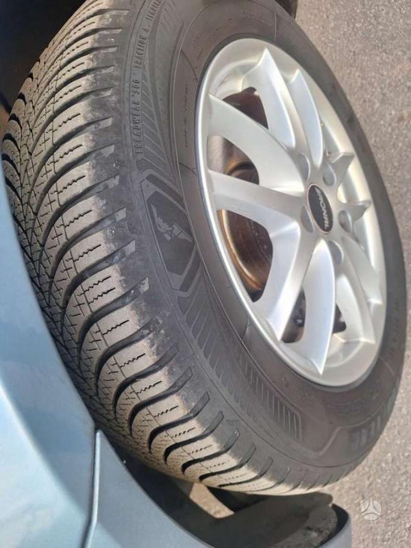 Grey Skoda Octavia 2009 in Utena, with an engine capacity of 1.90 L and mileage of 245 thousand km for 3550 €, photo 11 on AUTOMOTO.COM.LV