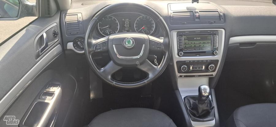 Grey Skoda Octavia 2009 in Marijampole, with an engine capacity of 1.80 L and mileage of 270 thousand km for 3600 €, photo 9 on AUTOMOTO.COM.LV