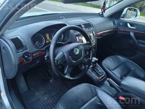 Grey Skoda Octavia 2009 in Riga, with an engine capacity of 2.00 L and mileage of 472 thousand km for 2300 €, photo 9 on AUTOMOTO.COM.LV