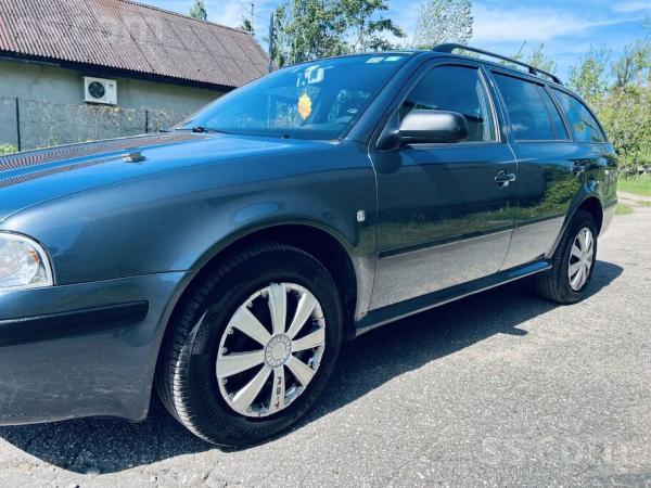 Pelēks Skoda Octavia 2010 Daugavpils, ar dzinēja tilpumu 1.90 L un nobraukumu 242 tūkst. km par 10400 €, foto 9 vietnē AUTOMOTO.COM.LV